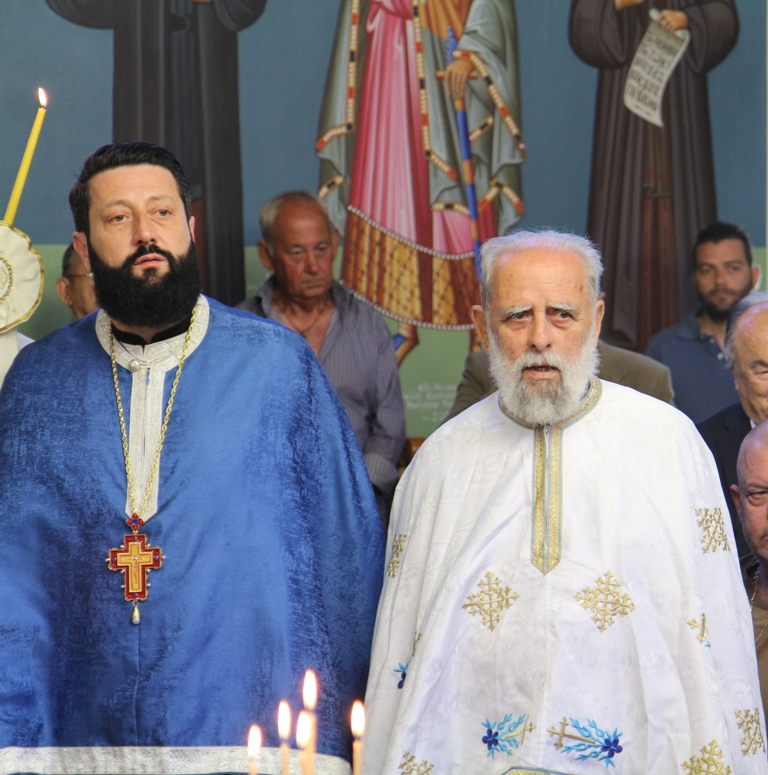Χειροθεσία Πρωτοπρεσβυτέρου από τον Μητροπολίτη Παραμυθίας - news.tv4e.gr